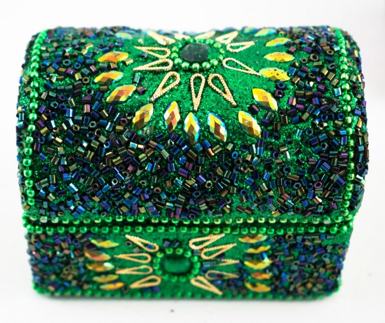 Hijab Pin/Trinket Box - Eid Gift » Hidden Pearls