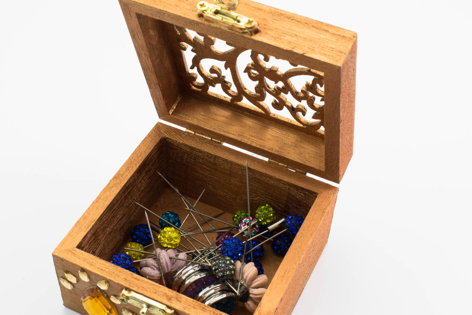 Hijab Pin/Trinket Box » Hidden Pearls